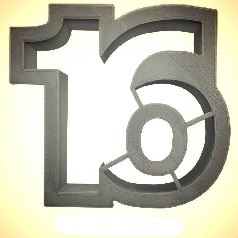Number 16 Cookie Cutter — CookieCutter.com